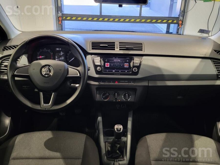 Pelēks Skoda Fabia 2020 Rīga, ar dzinēja tilpumu 1.00 L un nobraukumu 33 tūkst. km par 9490 €, foto 7 vietnē AUTOMOTO.COM.LV