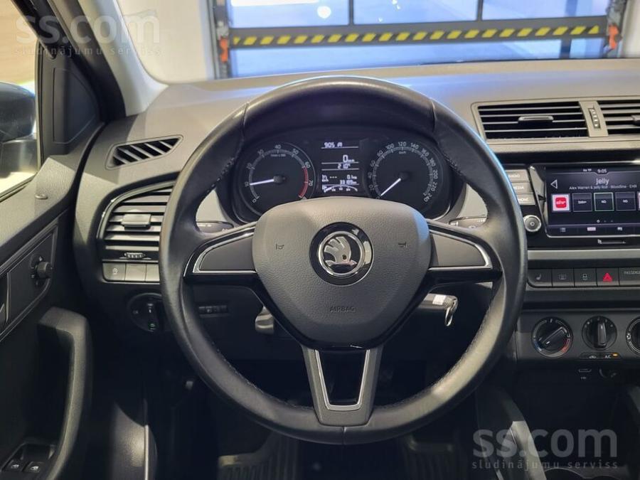 Pelēks Skoda Fabia 2020 Rīga, ar dzinēja tilpumu 1.00 L un nobraukumu 33 tūkst. km par 9490 €, foto 8 vietnē AUTOMOTO.COM.LV