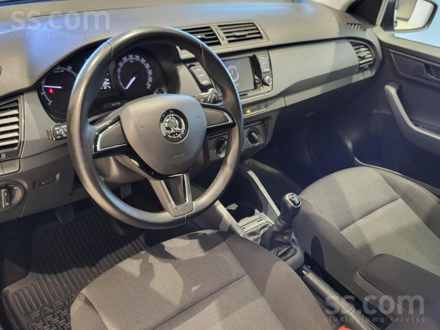 Pelēks Skoda Fabia 2020 Rīga, ar dzinēja tilpumu 1.00 L un nobraukumu 33 tūkst. km par 9490 €, foto 11 vietnē AUTOMOTO.COM.LV