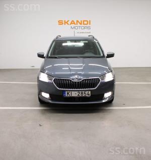 Grey Skoda Fabia 2021 in Riga, with an engine capacity of 1.00 L and mileage of 57 thousand km for 11990 €, photo 2 on AUTOMOTO.COM.LV