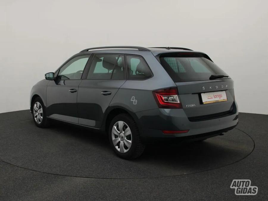 Grey Skoda Fabia 2021 in Vilnius, with an engine capacity of 1.00 L and mileage of 158 thousand km for 10599 €, photo 8 on AUTOMOTO.COM.LV