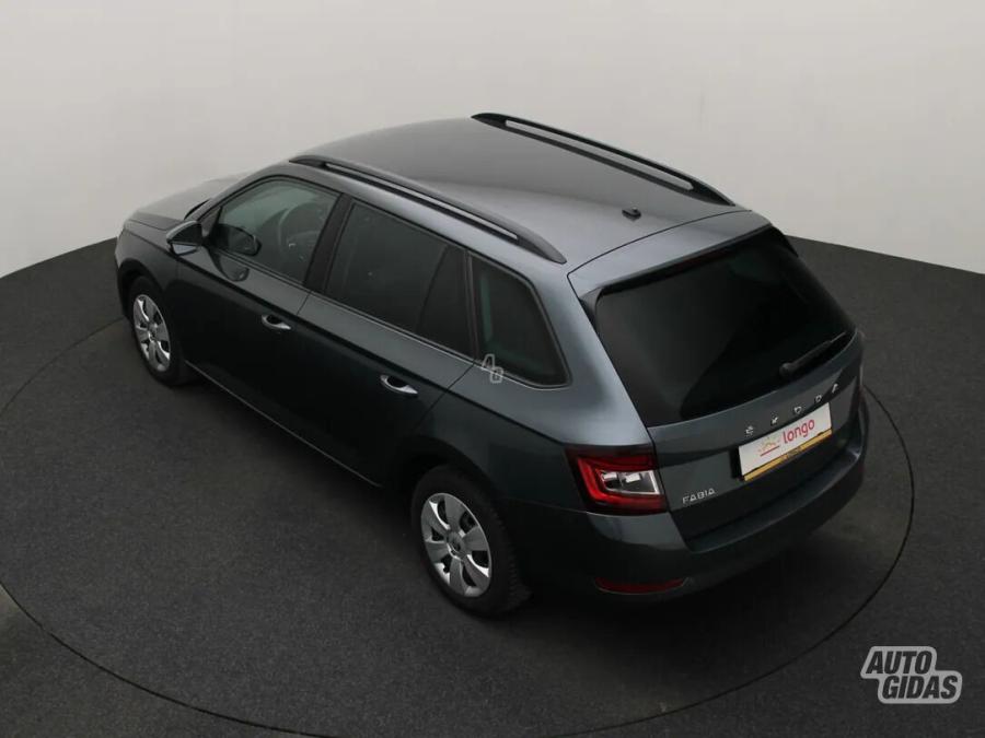 Grey Skoda Fabia 2021 in Vilnius, with an engine capacity of 1.00 L and mileage of 158 thousand km for 10599 €, photo 13 on AUTOMOTO.COM.LV