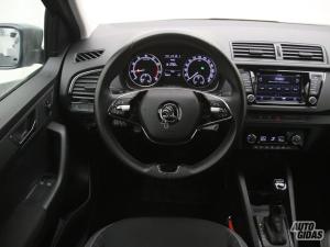 Grey Skoda Fabia 2021 in Vilnius, with an engine capacity of 1.00 L and mileage of 158 thousand km for 10599 €, photo 18 on AUTOMOTO.COM.LV