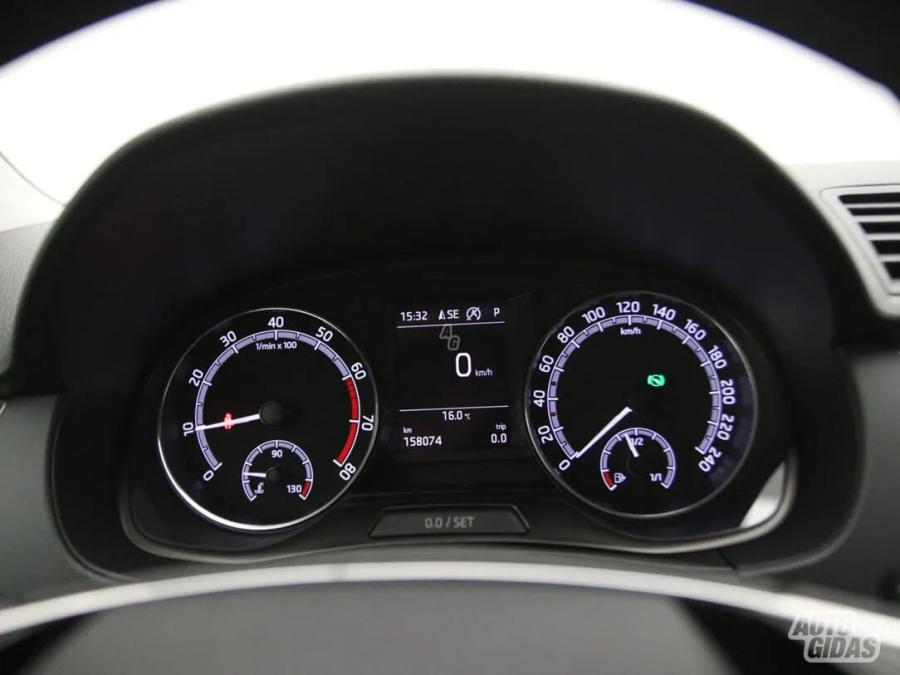 Grey Skoda Fabia 2021 in Vilnius, with an engine capacity of 1.00 L and mileage of 158 thousand km for 10599 €, photo 20 on AUTOMOTO.COM.LV