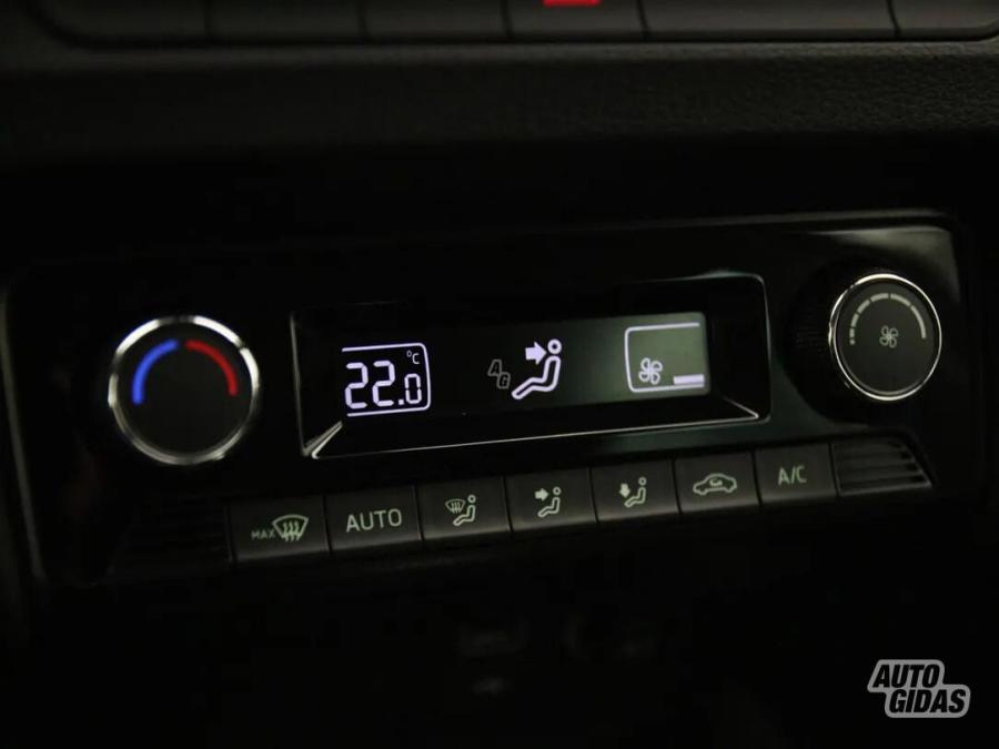 Grey Skoda Fabia 2021 in Vilnius, with an engine capacity of 1.00 L and mileage of 158 thousand km for 10599 €, photo 21 on AUTOMOTO.COM.LV