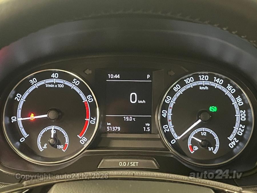 Серый Шкода Фабия 2021 в Таллин, объемом двигателя 1.00 л и пробегом 51 тыс. км за 12990 €, фото 14 на AUTOMOTO.COM.LV