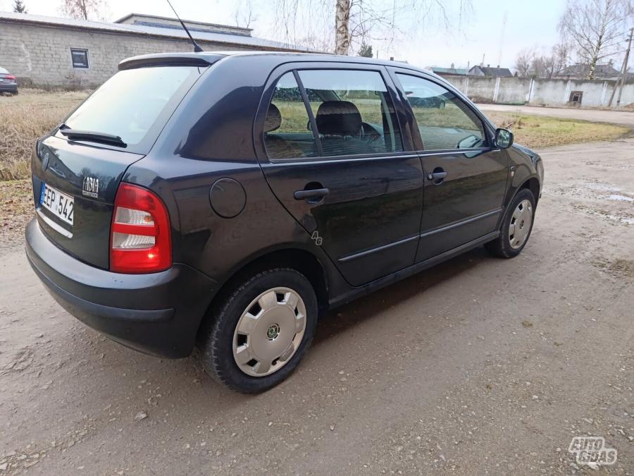 Skoda Fabia 2000 in Joniskis, with an engine capacity of 1.90 L and mileage of 296 thousand km for 900 €, photo 1 on AUTOMOTO.COM.LV
