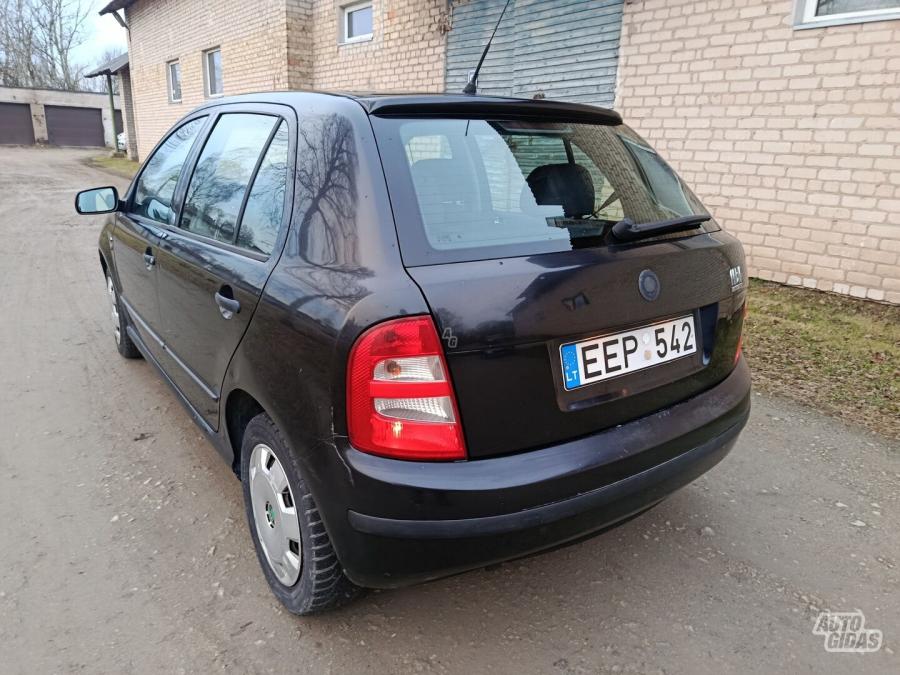 Skoda Fabia 2000 in Joniskis, with an engine capacity of 1.90 L and mileage of 296 thousand km for 900 €, photo 2 on AUTOMOTO.COM.LV