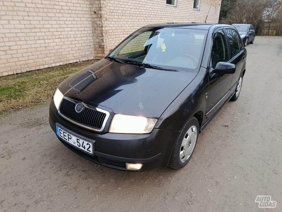 Skoda Fabia 2000 in Joniskis, with an engine capacity of 1.90 L and mileage of 296 thousand km for 900 €, photo 5 on AUTOMOTO.COM.LV