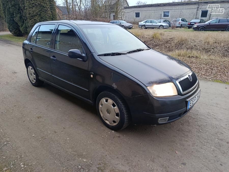 Skoda Fabia 2000 in Joniskis, with an engine capacity of 1.90 L and mileage of 296 thousand km for 900 €, photo 10 on AUTOMOTO.COM.LV