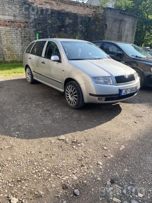 Skoda Fabia 2001 Jelgava, ar dzinēja tilpumu 1.90 L un nobraukumu 281 tūkst. km par 2300 €, foto 1 vietnē AUTOMOTO.COM.LV