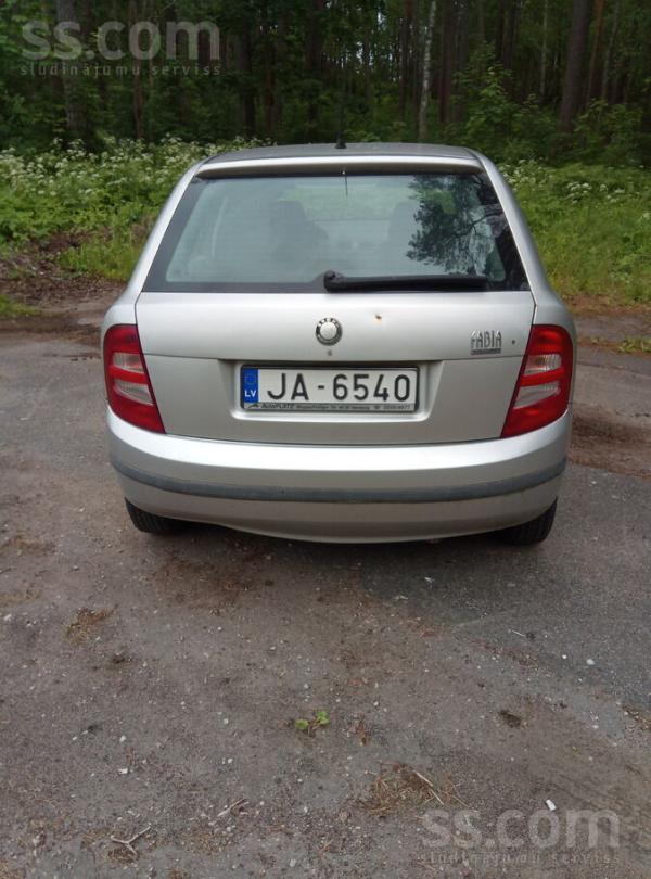 Skoda Fabia 2001 in Jurmala, with an engine capacity of 1.40 L and mileage of 240 thousand km for 450 €, photo 2 on AUTOMOTO.COM.LV
