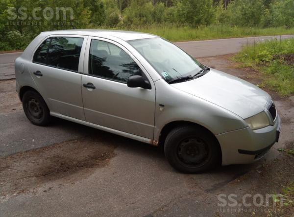 Skoda Fabia 2001 in Jurmala, with an engine capacity of 1.40 L and mileage of 240 thousand km for 450 €, photo 3 on AUTOMOTO.COM.LV