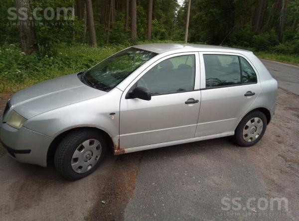 Skoda Fabia 2001 in Jurmala, with an engine capacity of 1.40 L and mileage of 240 thousand km for 450 €, photo 4 on AUTOMOTO.COM.LV