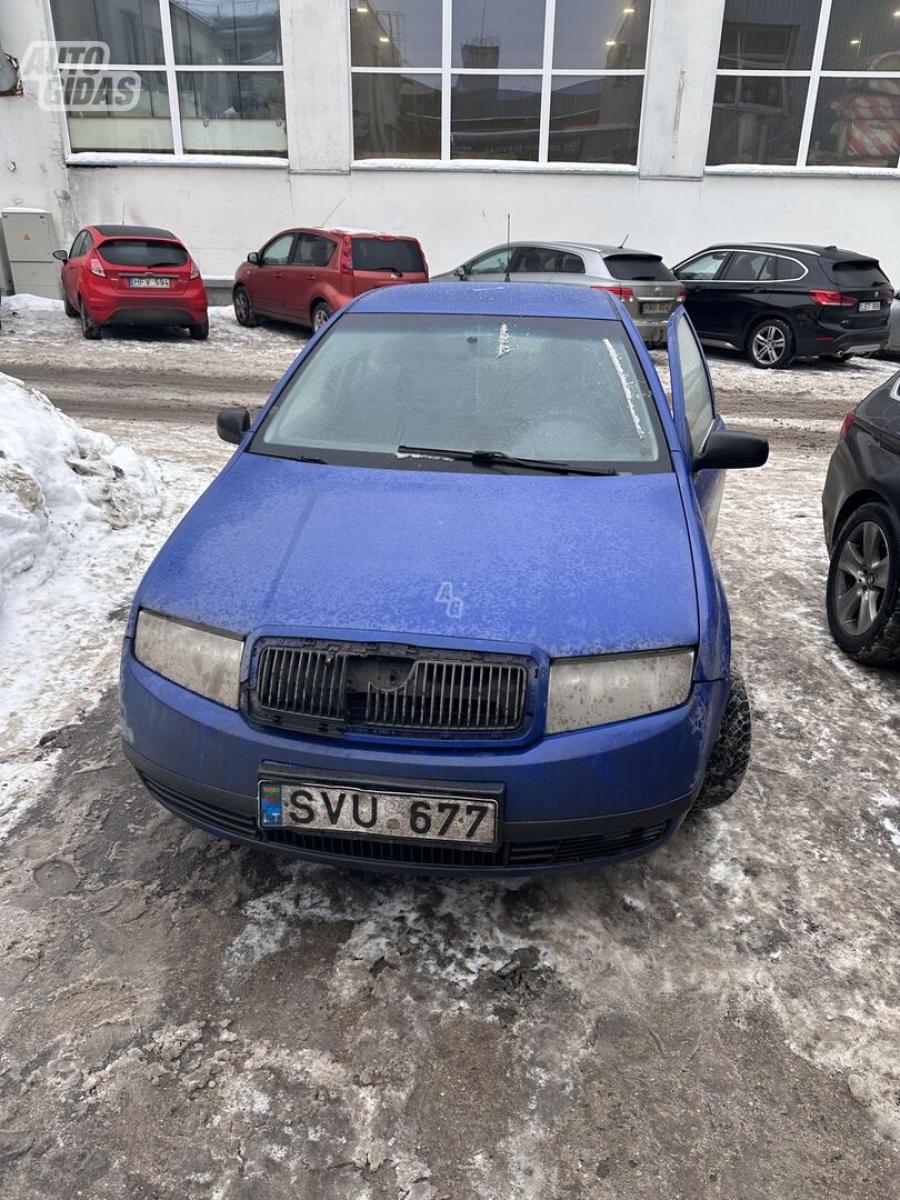 Skoda Fabia 2001 in Kaunas, with an engine capacity of 1.40 L and mileage of 260 thousand km for 300 €, photo 2 on AUTOMOTO.COM.LV
