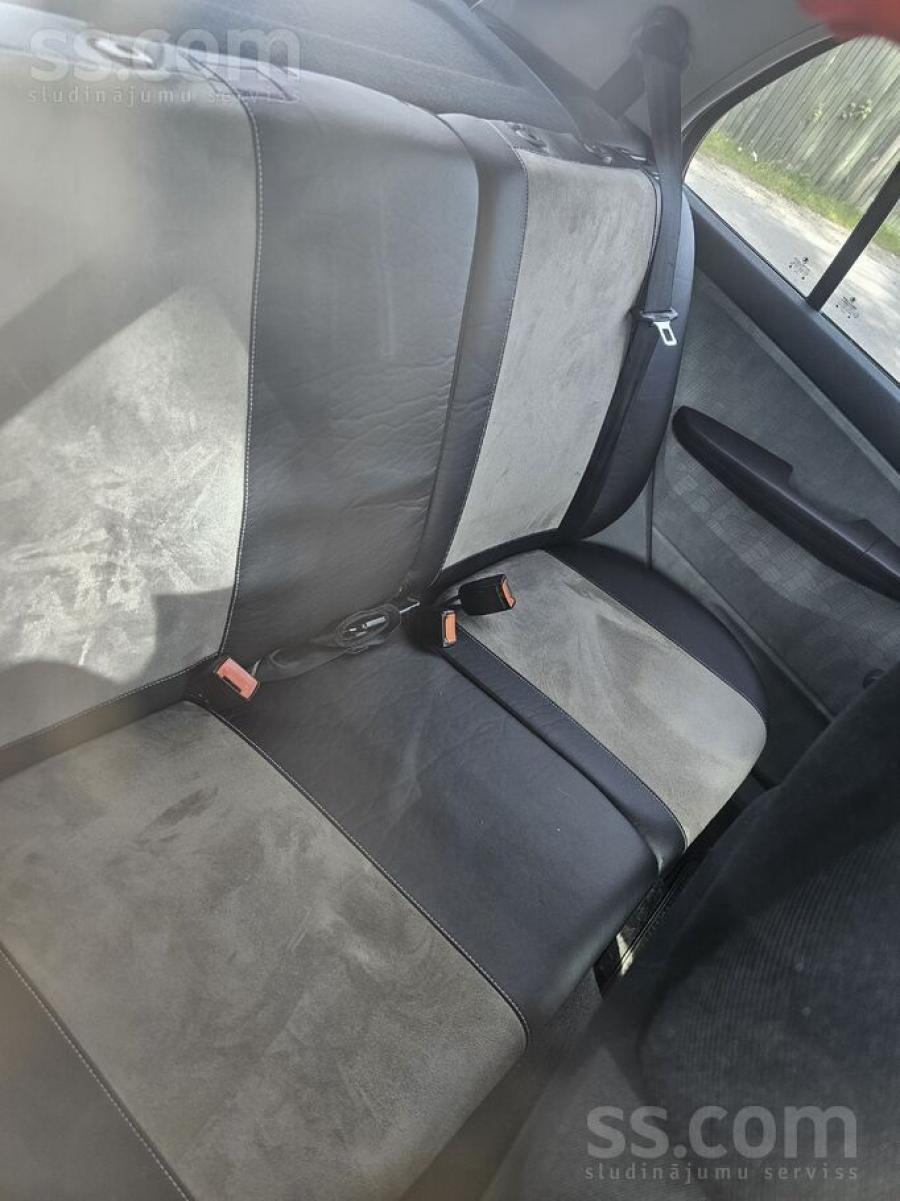 Skoda Fabia 2001 Rīga, ar dzinēja tilpumu 1.90 L un nobraukumu 335 tūkst. km par 1600 €, foto 5 vietnē AUTOMOTO.COM.LV
