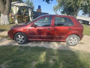 Skoda Fabia 2001 Viļņa, ar dzinēja tilpumu 1.40 L un nobraukumu 182 tūkst. km par 1200 €, foto 7 vietnē AUTOMOTO.COM.LV