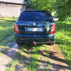 Шкода Фабия 2002 в Алитус, объемом двигателя 1.90 л и пробегом 385 тыс. км за 399 €, фото 4 на AUTOMOTO.COM.LV