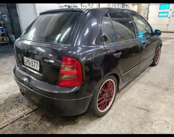 Skoda Fabia 2003 Radviliškis, ar dzinēja tilpumu 1.90 L un nobraukumu 100 tūkst. km par 1300 €, foto 4 vietnē AUTOMOTO.COM.LV