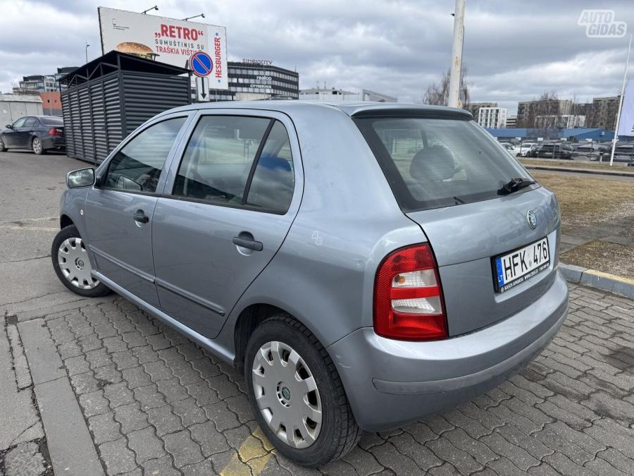 Skoda Fabia 2003 in Kaunas, with an engine capacity of 1.40 L and mileage of 168 thousand km for 500 €, photo 2 on AUTOMOTO.COM.LV