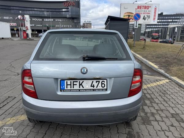 Skoda Fabia 2003 in Kaunas, with an engine capacity of 1.40 L and mileage of 168 thousand km for 500 €, photo 5 on AUTOMOTO.COM.LV