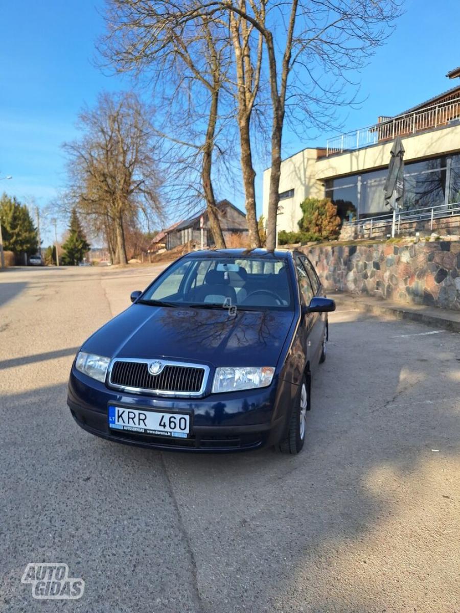 Skoda Fabia 2003 in Utena, with an engine capacity of 1.20 L and mileage of 141 thousand km for 1000 €, photo 1 on AUTOMOTO.COM.LV