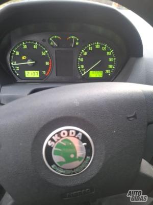 Skoda Fabia 2003 in Vilnius, with an engine capacity of 1.20 L and mileage of 169 thousand km for 1150 €, photo 11 on AUTOMOTO.COM.LV