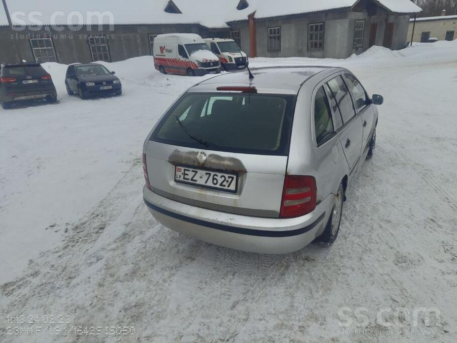 Skoda Fabia 2003 Preiļi, ar dzinēja tilpumu 1.90 L un nobraukumu 357 tūkst. km par 1050 €, foto 4 vietnē AUTOMOTO.COM.LV