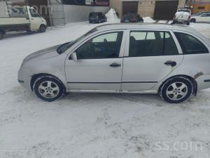 Skoda Fabia 2003 Preiļi, ar dzinēja tilpumu 1.90 L un nobraukumu 357 tūkst. km par 1050 €, foto 5 vietnē AUTOMOTO.COM.LV