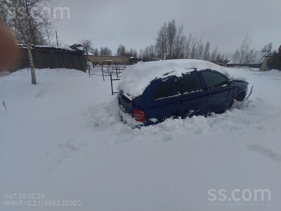 Skoda Fabia 2003 Preiļi, ar dzinēja tilpumu 1.90 L un nobraukumu 357 tūkst. km par 1050 €, foto 8 vietnē AUTOMOTO.COM.LV