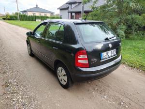Skoda Fabia 2003 in Marijampole, with an engine capacity of 1.40 L and mileage of 170 thousand km for 1150 €, photo 5 on AUTOMOTO.COM.LV