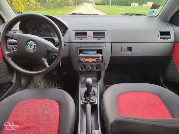 Skoda Fabia 2003 in Marijampole, with an engine capacity of 1.40 L and mileage of 170 thousand km for 1150 €, photo 10 on AUTOMOTO.COM.LV