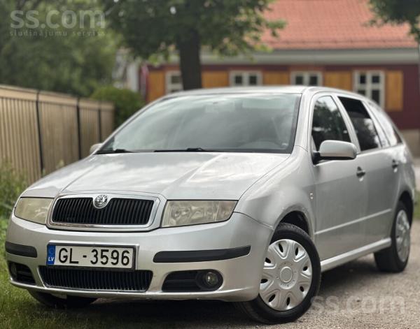 Skoda Fabia 2006 in Jelgava, with an engine capacity of 1.40 L and mileage of 171 thousand km for 900 €, photo 2 on AUTOMOTO.COM.LV
