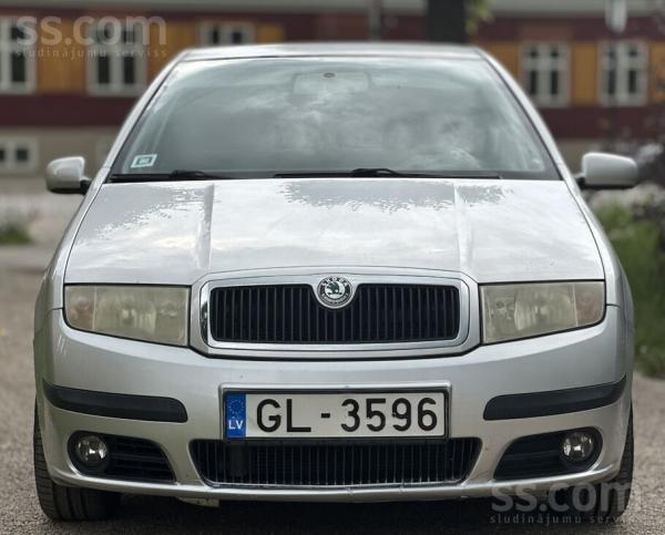 Skoda Fabia 2006 in Jelgava, with an engine capacity of 1.40 L and mileage of 171 thousand km for 900 €, photo 3 on AUTOMOTO.COM.LV