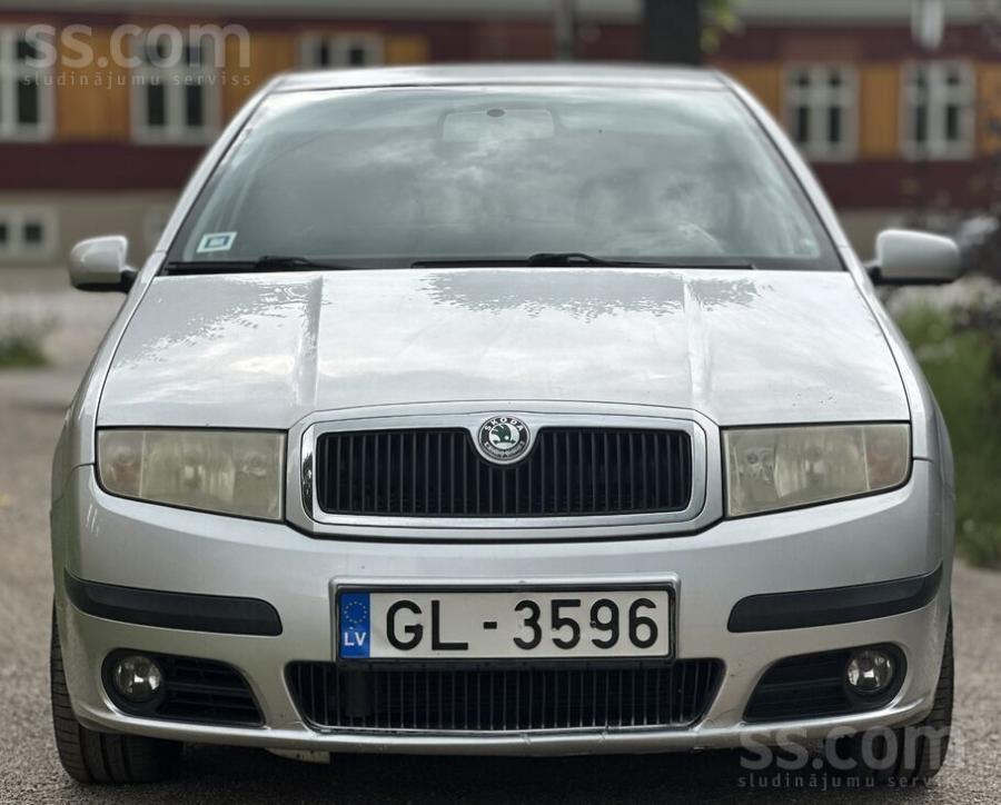 Skoda Fabia 2006 in Jelgava, with an engine capacity of 1.40 L and mileage of 171 thousand km for 900 €, photo 3 on AUTOMOTO.COM.LV