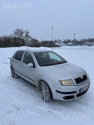 Skoda Fabia 2006 in Riga, with an engine capacity of 1.90 L and mileage of 352 thousand km for 1550 €, photo 2 on AUTOMOTO.COM.LV