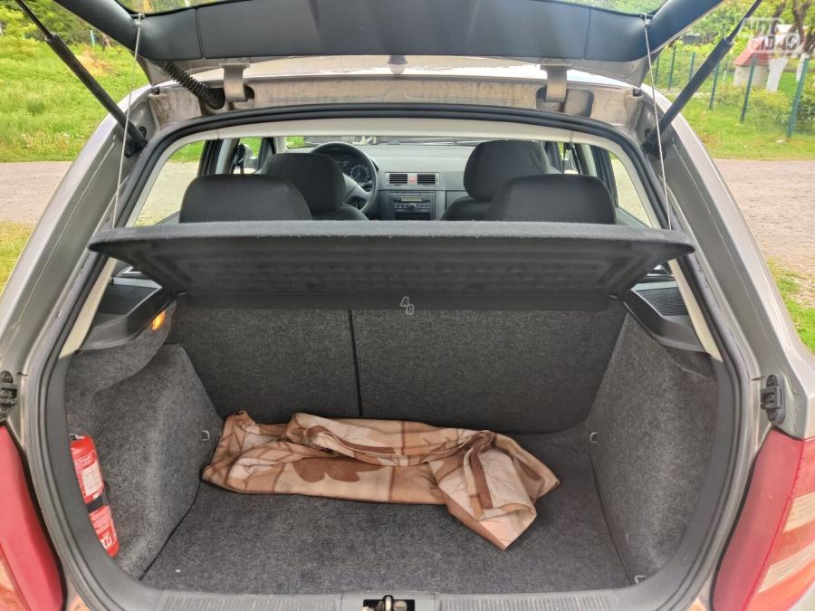 Skoda Fabia 2006 Šauļi, ar dzinēja tilpumu 1.20 L un nobraukumu 215 tūkst. km par 750 €, foto 7 vietnē AUTOMOTO.COM.LV