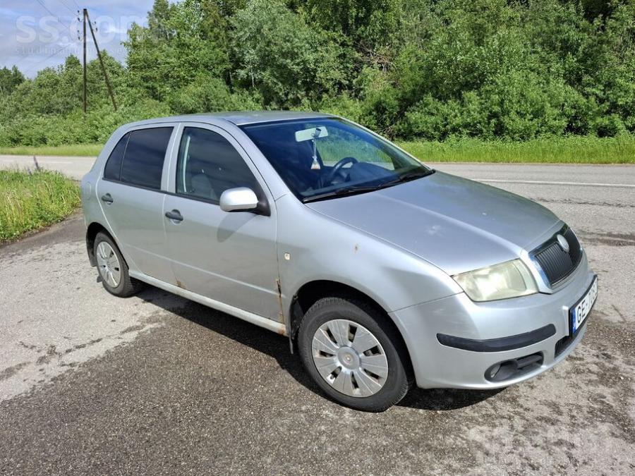 Skoda Fabia 2006 in Limbazi, with an engine capacity of 1.20 L and mileage of 152 thousand km for 800 €, photo 3 on AUTOMOTO.COM.LV