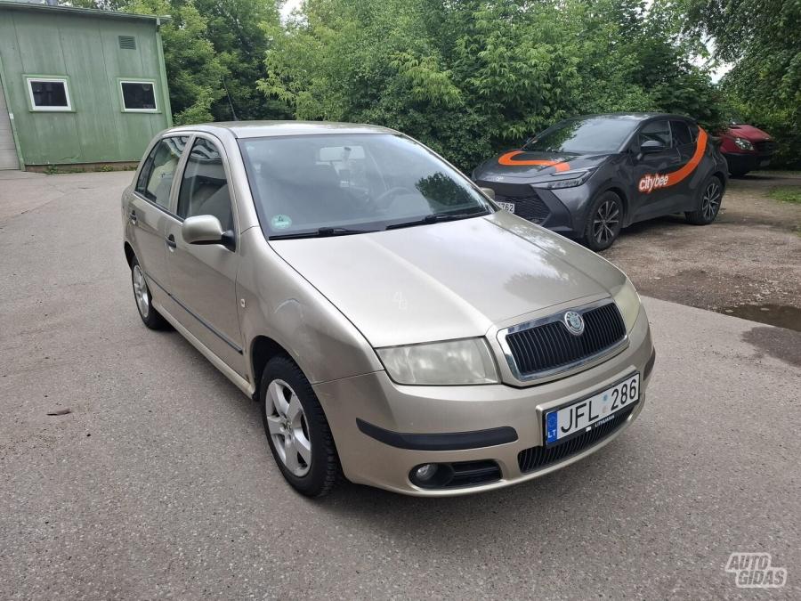 Шкода Фабия 2006 в Каунас, объемом двигателя 1.40 л и пробегом 170 тыс. км за 750 €, фото 4 на AUTOMOTO.COM.LV