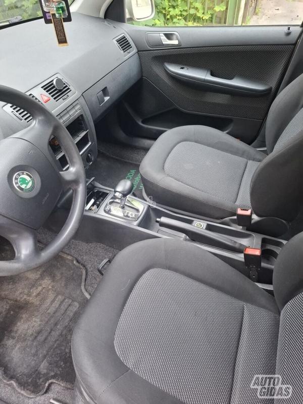 Skoda Fabia 2006 Kauņa, ar dzinēja tilpumu 1.40 L un nobraukumu 170 tūkst. km par 750 €, foto 5 vietnē AUTOMOTO.COM.LV