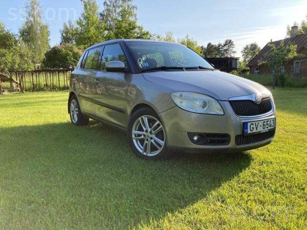 Skoda Fabia 2007 in Daugavpils, with an engine capacity of 1.60 L and mileage of 209 thousand km for 1500 €, photo 1 on AUTOMOTO.COM.LV