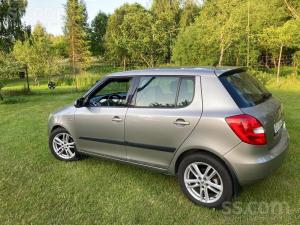 Skoda Fabia 2007 Daugavpils, ar dzinēja tilpumu 1.60 L un nobraukumu 209 tūkst. km par 1500 €, foto 10 vietnē AUTOMOTO.COM.LV