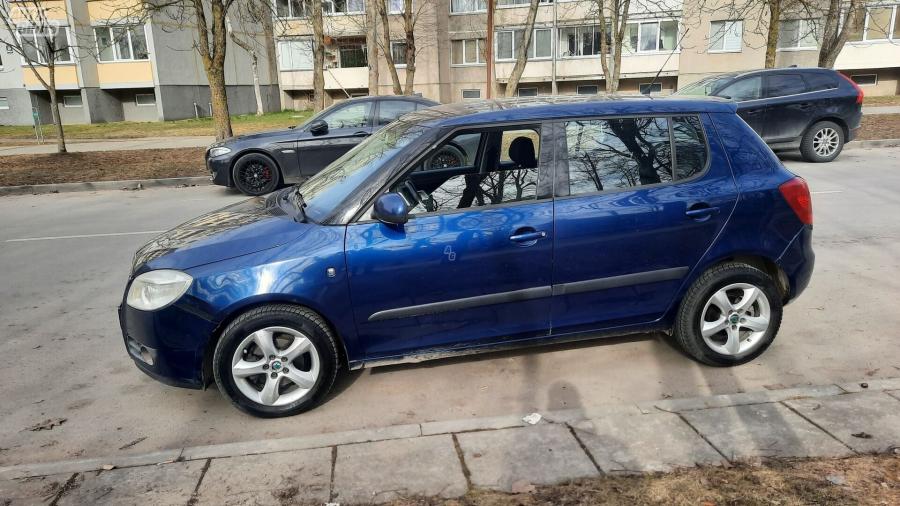 Skoda Fabia 2007 in Siauliai, with an engine capacity of 1.40 L and mileage of 207 thousand km for 1149 €, photo 8 on AUTOMOTO.COM.LV
