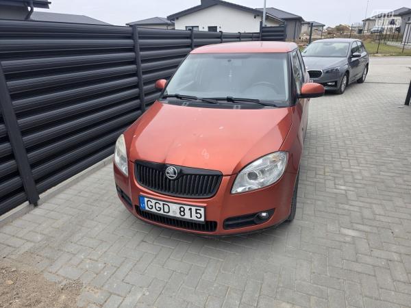 Skoda Fabia 2007 Klaipėda, ar dzinēja tilpumu 1.20 L un nobraukumu 275 tūkst. km par 1000 €, foto 1 vietnē AUTOMOTO.COM.LV