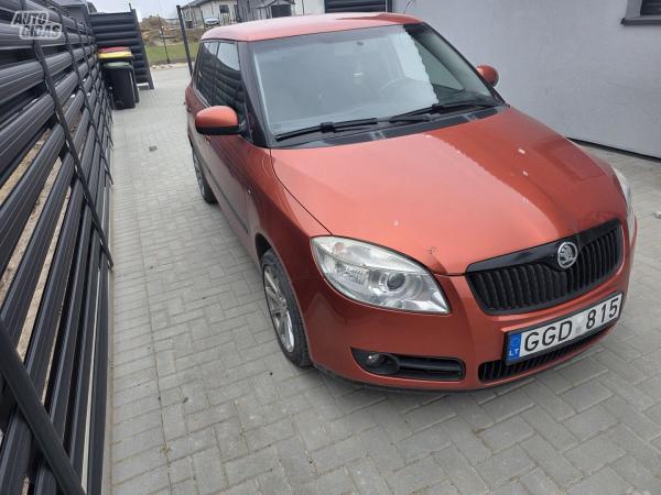 Skoda Fabia 2007 Klaipėda, ar dzinēja tilpumu 1.20 L un nobraukumu 275 tūkst. km par 1000 €, foto 2 vietnē AUTOMOTO.COM.LV