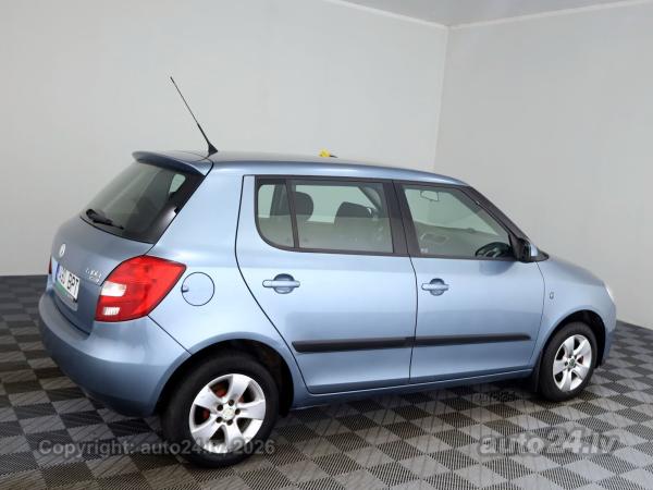 Skoda Fabia 2007 Tallina, ar dzinēja tilpumu 1.20 L un nobraukumu 289 tūkst. km par 999 €, foto 3 vietnē AUTOMOTO.COM.LV