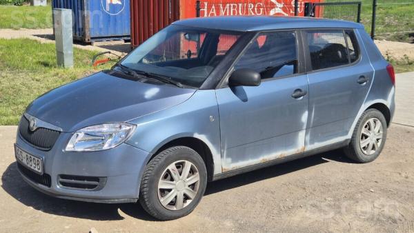 Skoda Fabia 2007 in Liepaja, with an engine capacity of 1.40 L and mileage of 254 thousand km for 1300 €, photo 1 on AUTOMOTO.COM.LV
