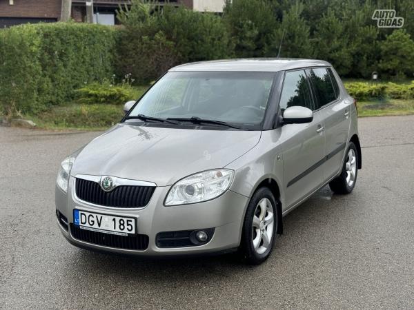 Шкода Фабия 2007 в Вильнюс, объемом двигателя 1.60 л и пробегом 165 тыс. км за 600 €, фото 1 на AUTOMOTO.COM.LV