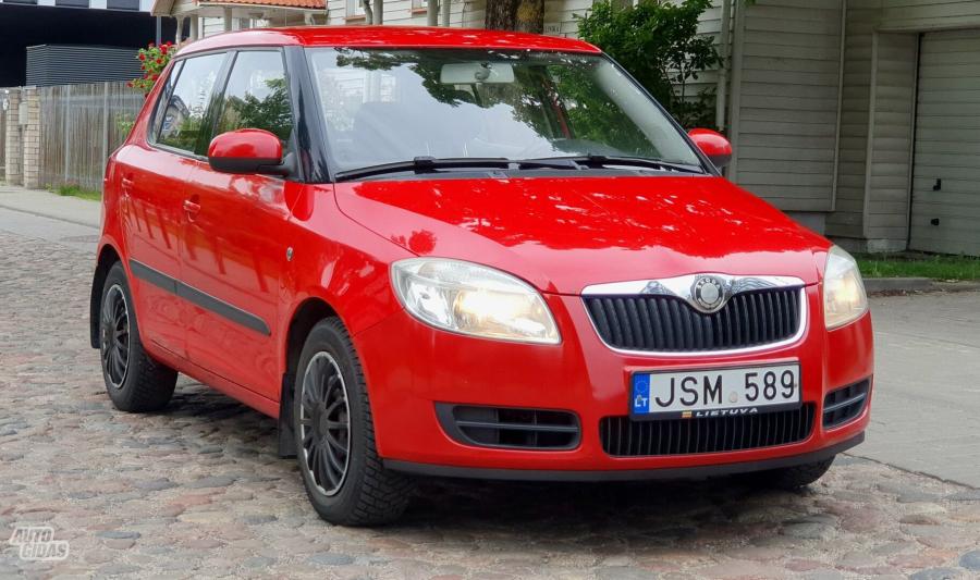 Шкода Фабия 2007 в Вильнюс, объемом двигателя 1.40 л и пробегом 200 тыс. км за 850 €, фото 1 на AUTOMOTO.COM.LV