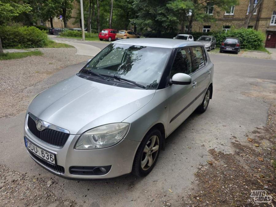 Skoda Fabia 2007 Viļņa, ar dzinēja tilpumu 1.40 L un nobraukumu 200 tūkst. km par 550 €, foto 6 vietnē AUTOMOTO.COM.LV
